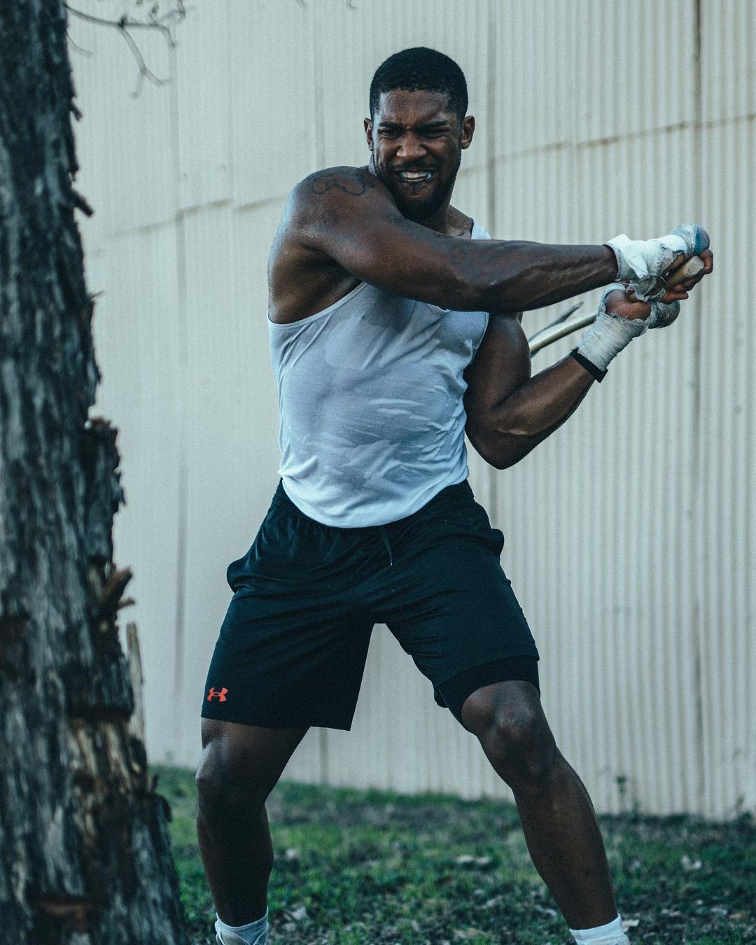 Joshua is back to the "old school" – RingSide24