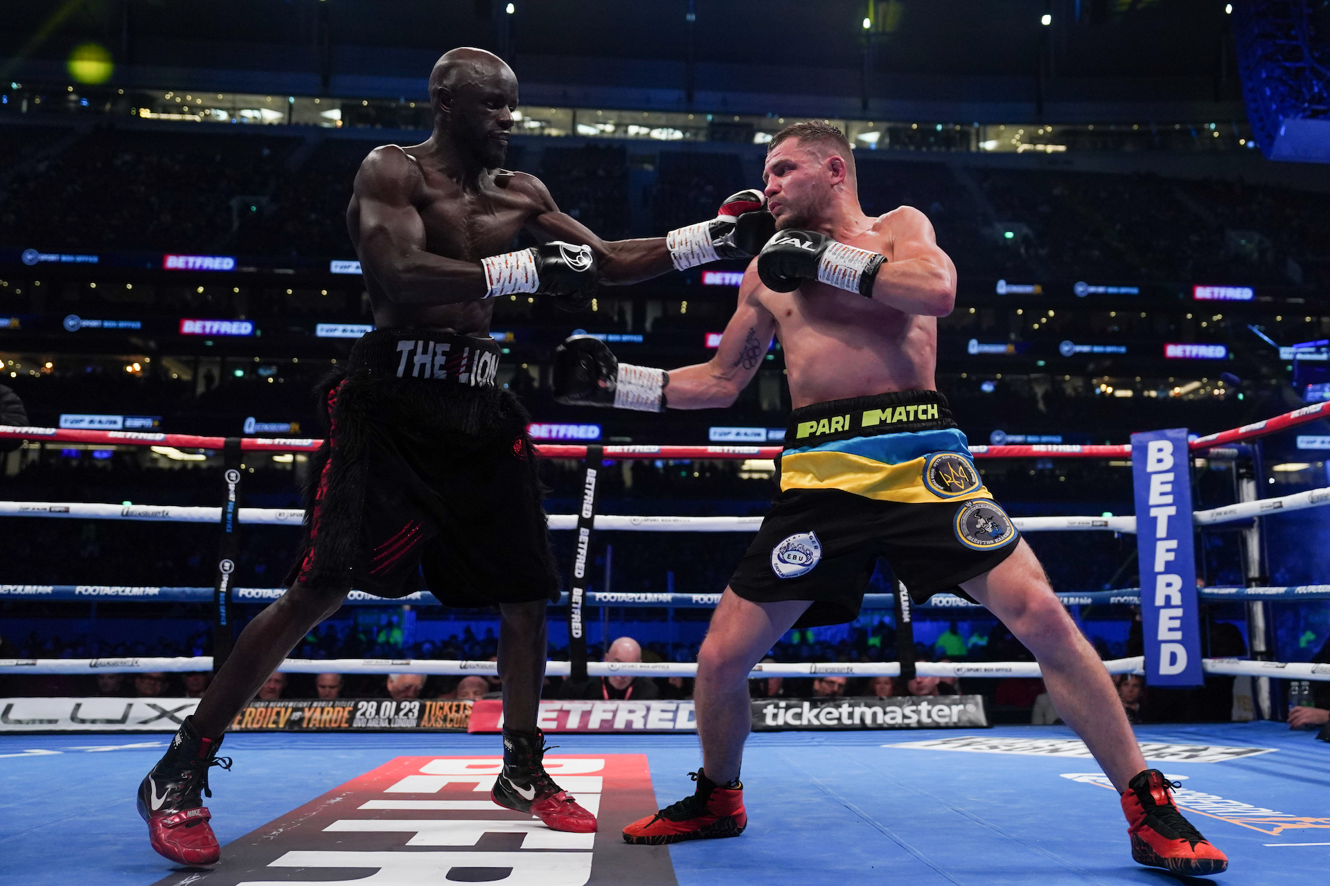 Photo fight Berinchyk-Mendy – RingSide24 Photo fight Berinchyk-Mendy – RingSide24