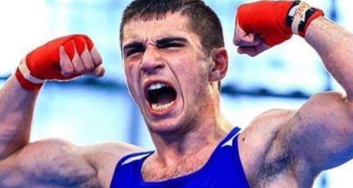 What time is Erik Israyelyan vs Richard Bernath tonight? Ringwalks ...