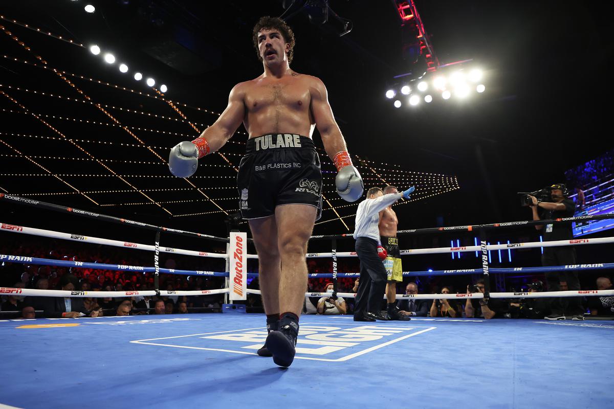 Torres is ready to fight anyone, Bradley offers him Anderson – RingSide24