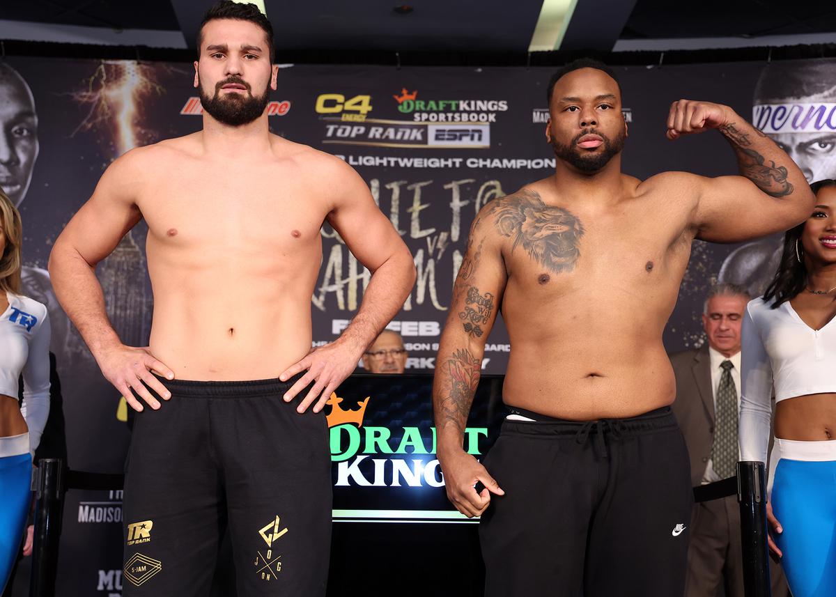 What time is the Guido Vianello vs Moses Johnson fight tonight? Start time, ring walks, running ...